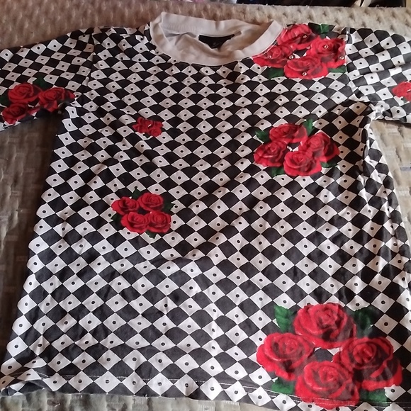 Black Scale | Tops | Nwot Xs Black Scale Blvck Scvle Checkered Rose ...